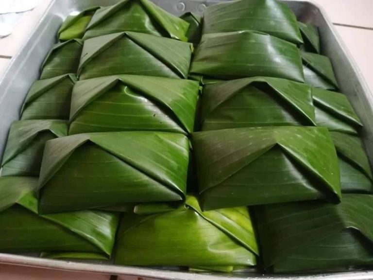 Resepi Kuih Tepung Bungkus Tradisional – Lemak, Manis & Wangi Daun ...